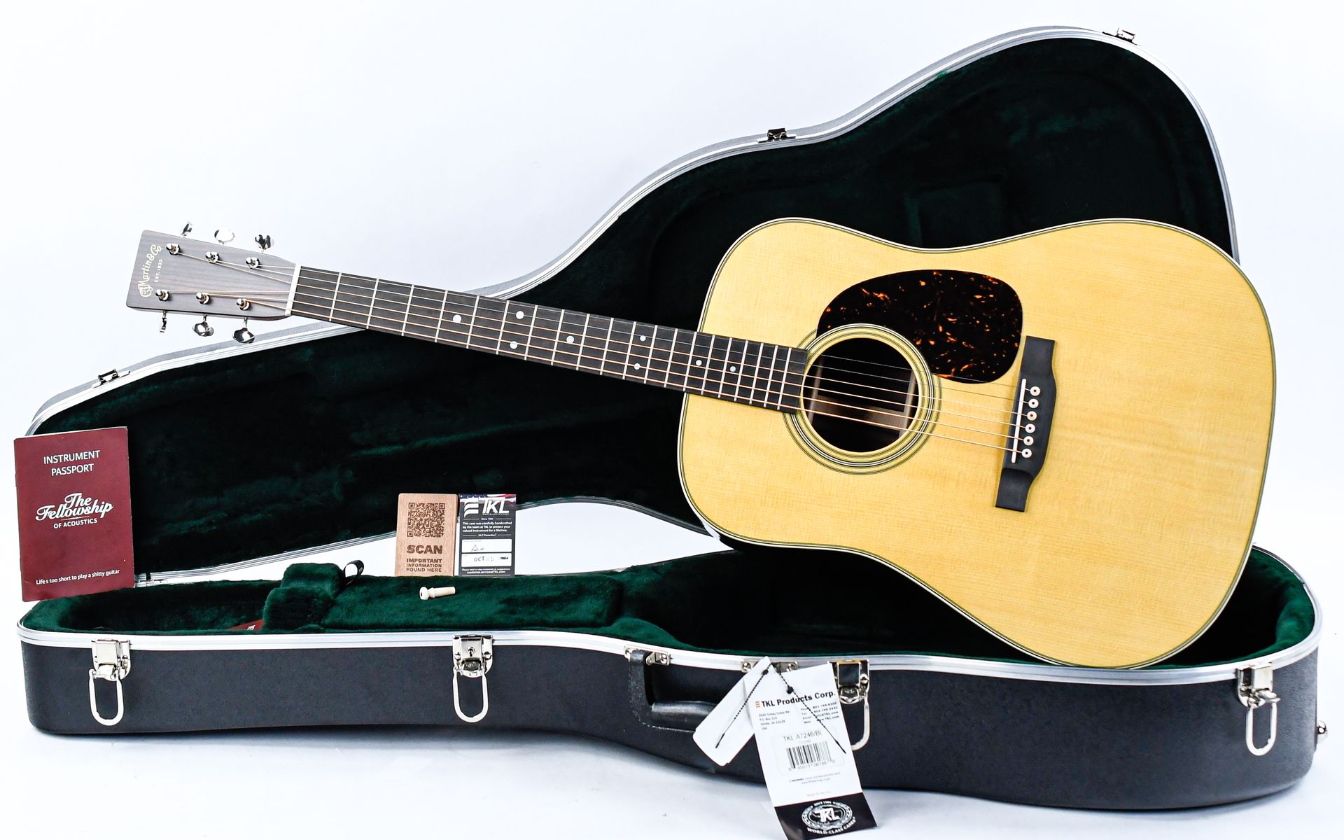 Martin D28 Standard Refresh Natural | The Fellowship of Acoustics